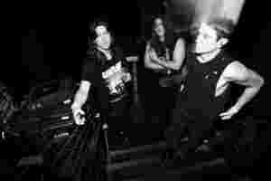 Listen: HEALTH Stream New Track ‘Tears’ • News • DIY Magazine