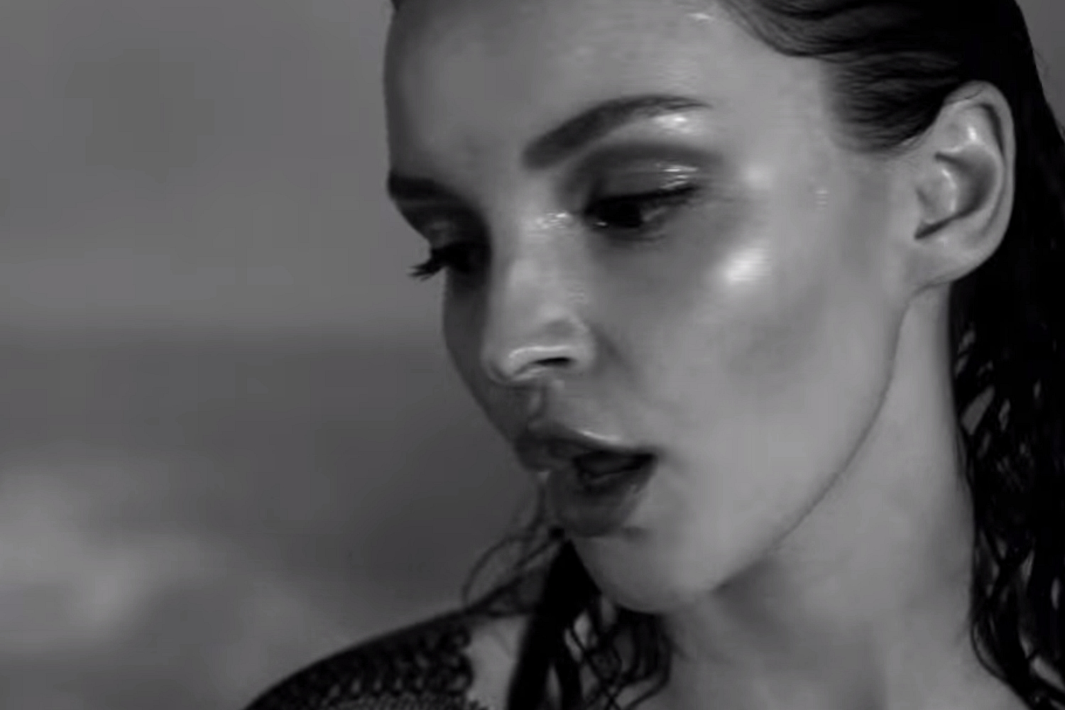 Chvrches air ‘Leave a Trace’ video • News • DIY Magazine
